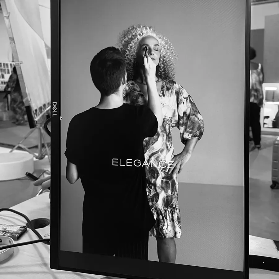 Descubra um Mundo de Oportunidades com a Mega Model - Mega Model